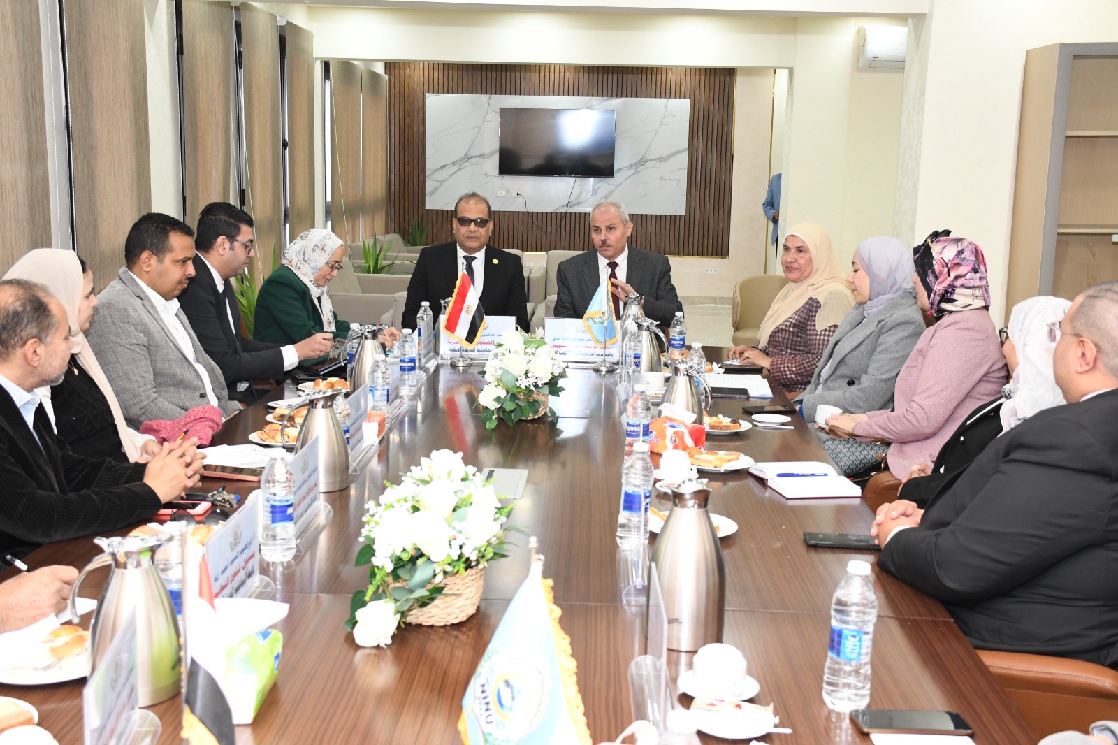 جامعة الإسماعيلية الجديدة الأهلية تناقش ضوابط العملية التعليمية والامتحانية